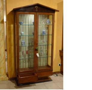Empire Vetrina Display Unit – Artisan Interiors