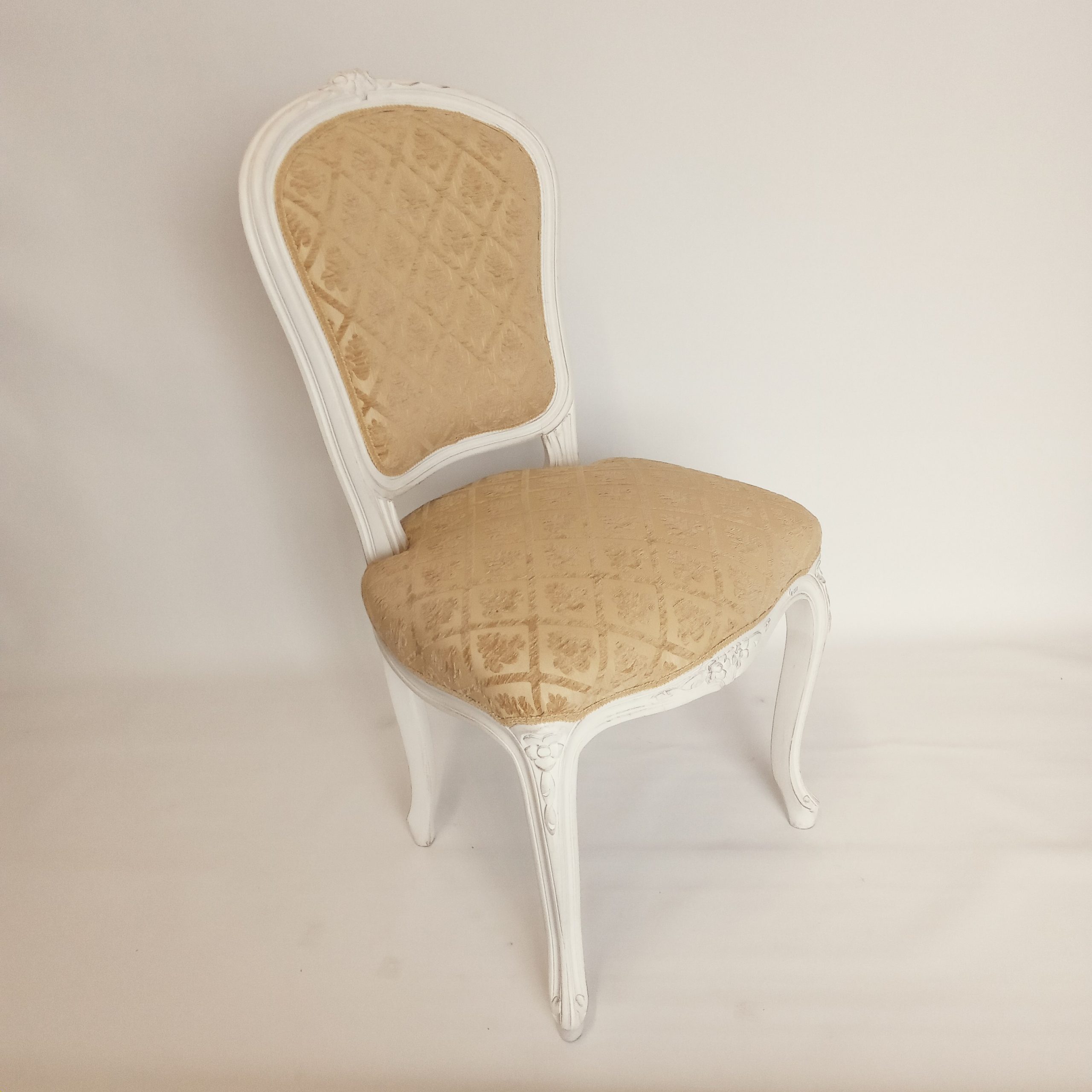 Ref.302 Bedroom Chair Old White – Artisan Interiors