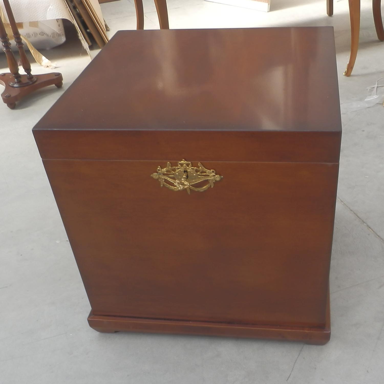 Ref.15-3-409 Linen Chest Cherrywood – Artisan Interiors