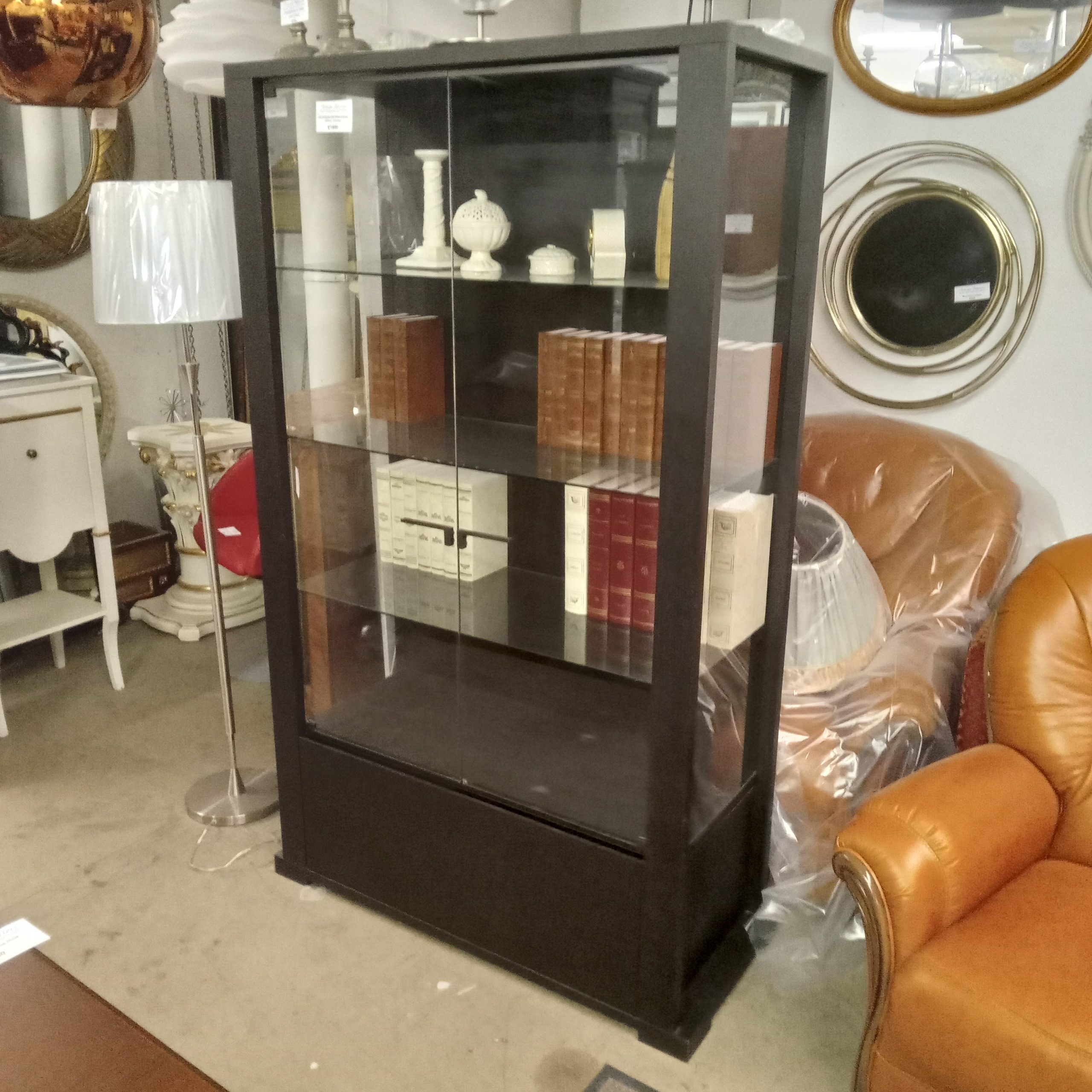 Ref.30 Bryant Oak Stained Wenge by Porada – Artisan Interiors